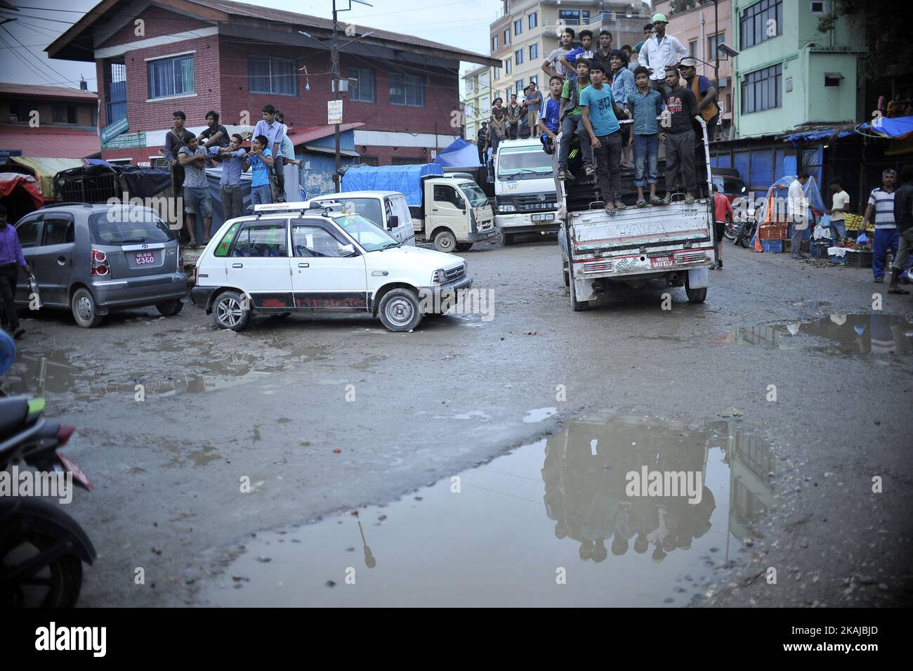 Kathmandu kalimati market hi-res stock photography and images - Alamy