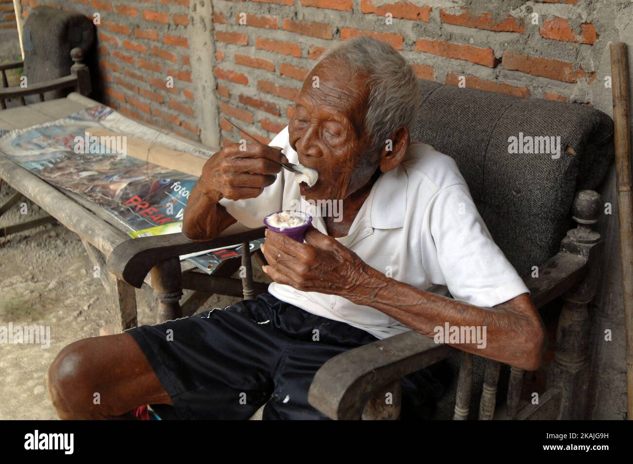 An Indonesian man, named Mbah Gotho, claimed to be 146 years old, is ...