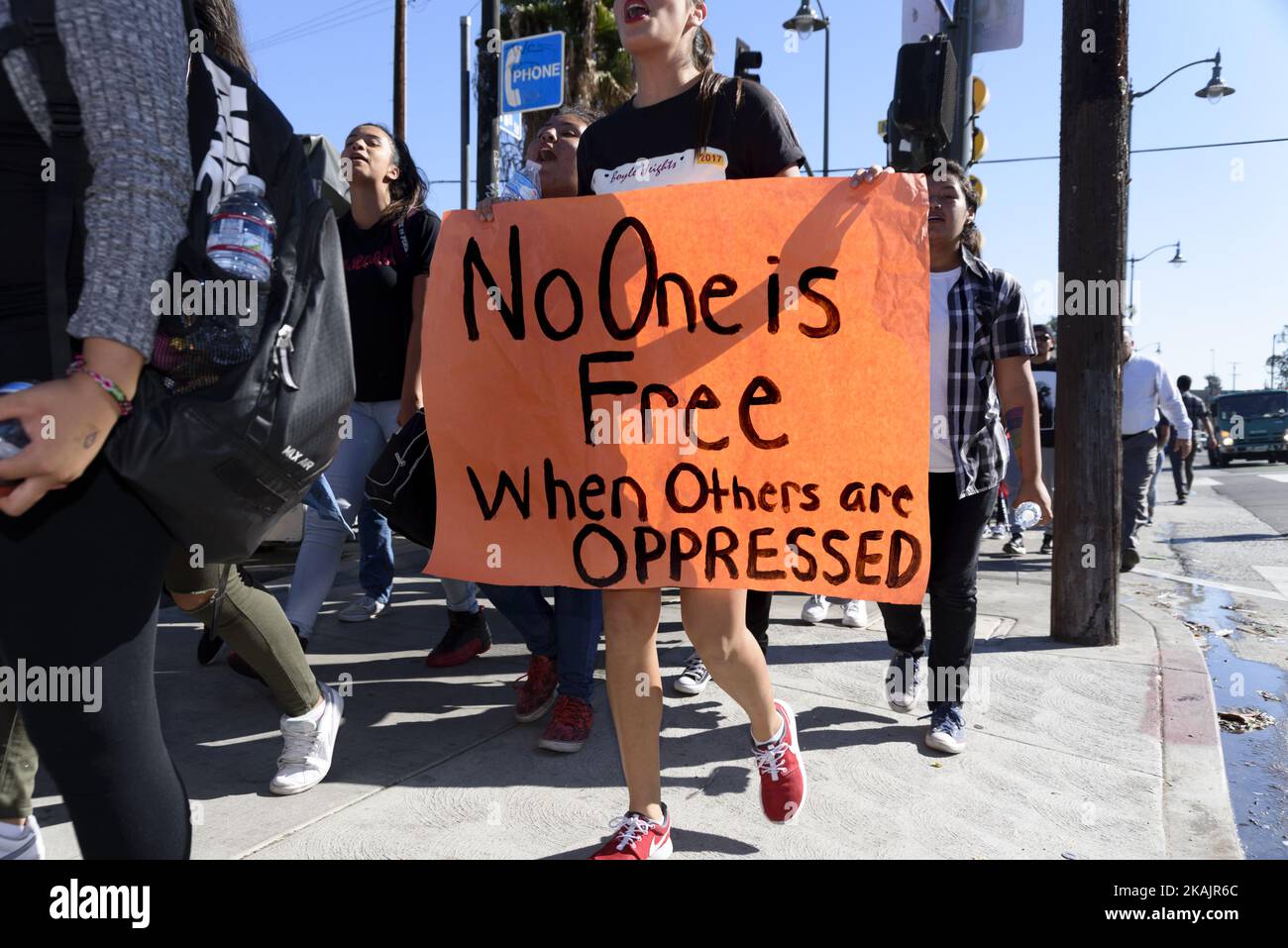 Hundreds of Los Angeles high school students walkout of classes to ...