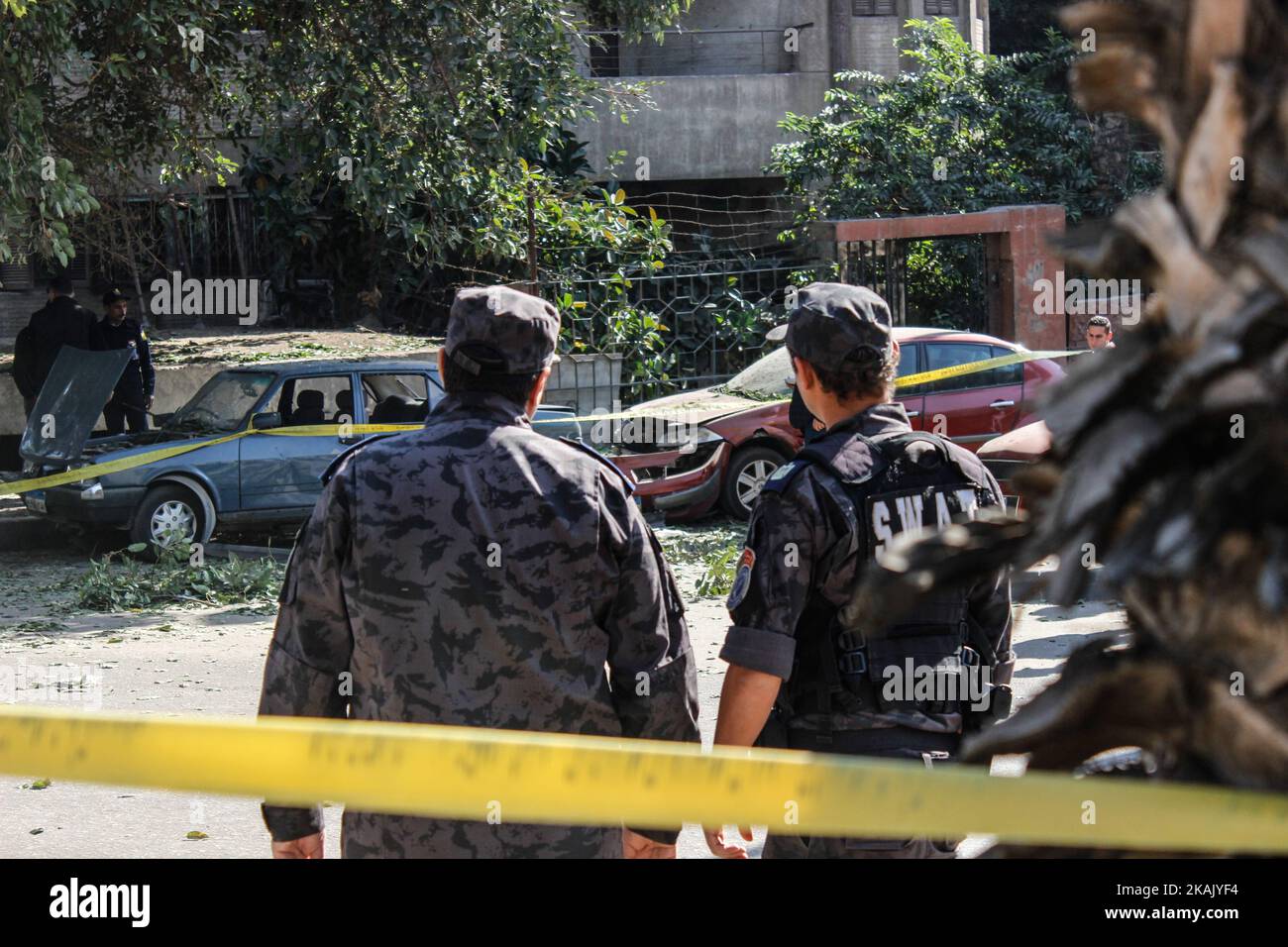 Egyptian police officers hi-res stock photography and images - Alamy