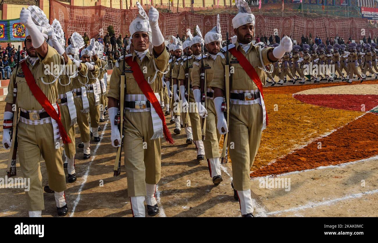 People passing out things at parade hi-res stock photography and images ...