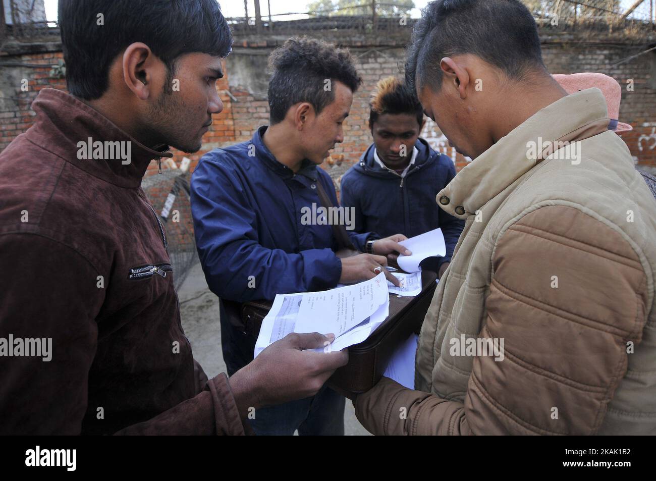 Indian currency notes and nepal hi-res stock photography and images - Alamy