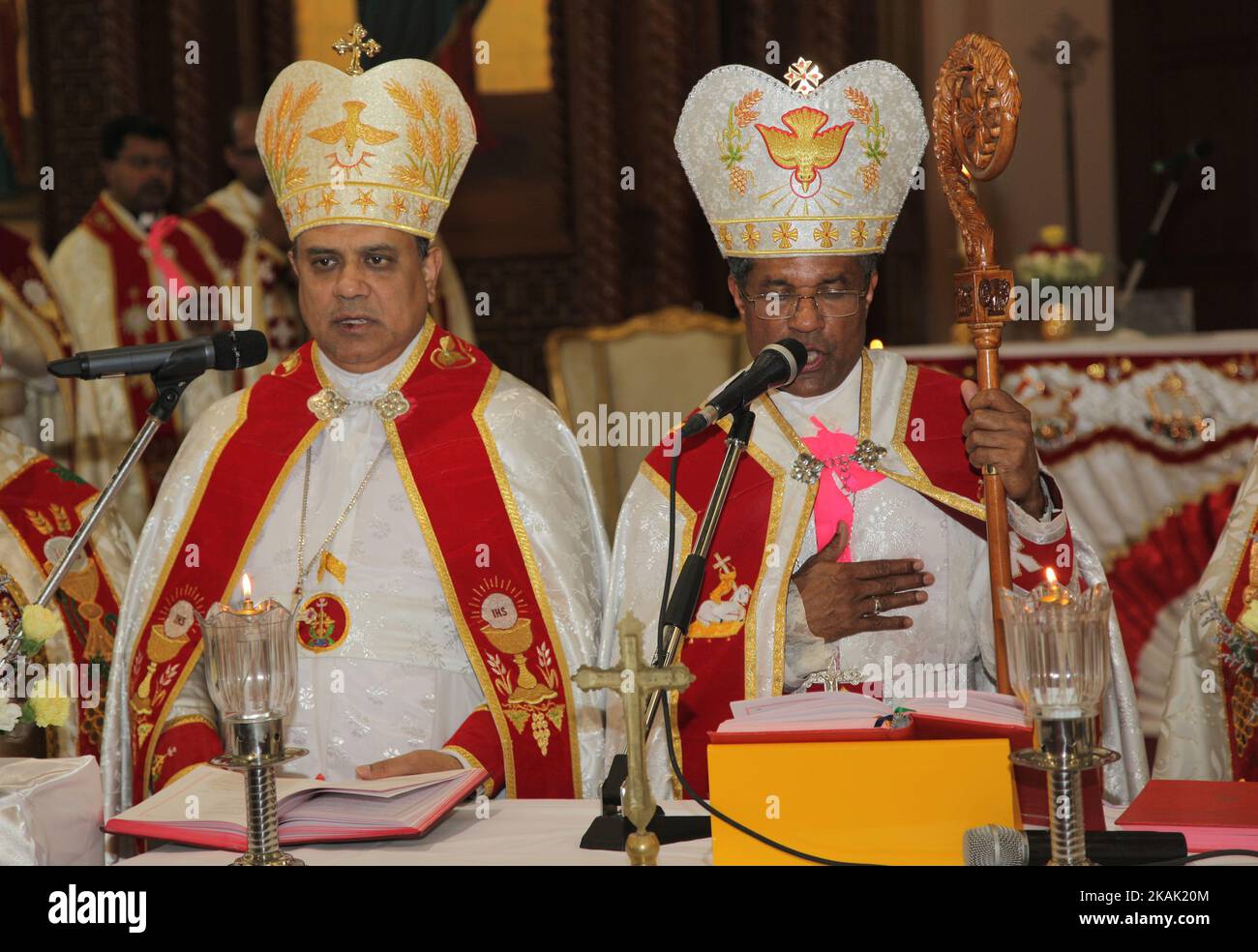 General pope indians hi-res stock photography and images - Alamy