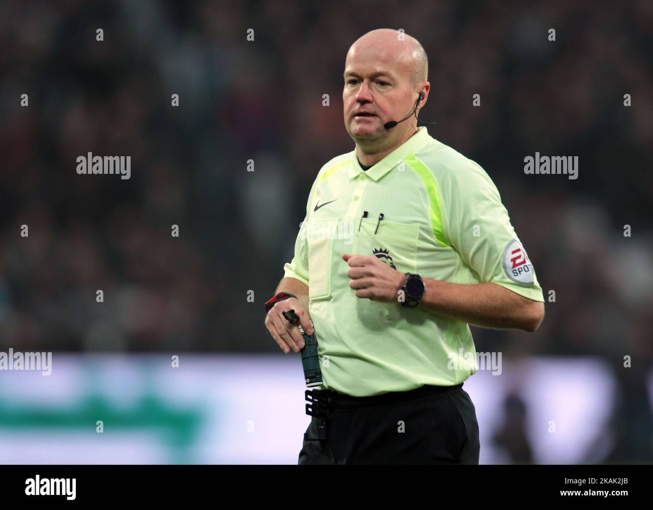 Referee Lee Mason during the Premier League match between West Ham ...
