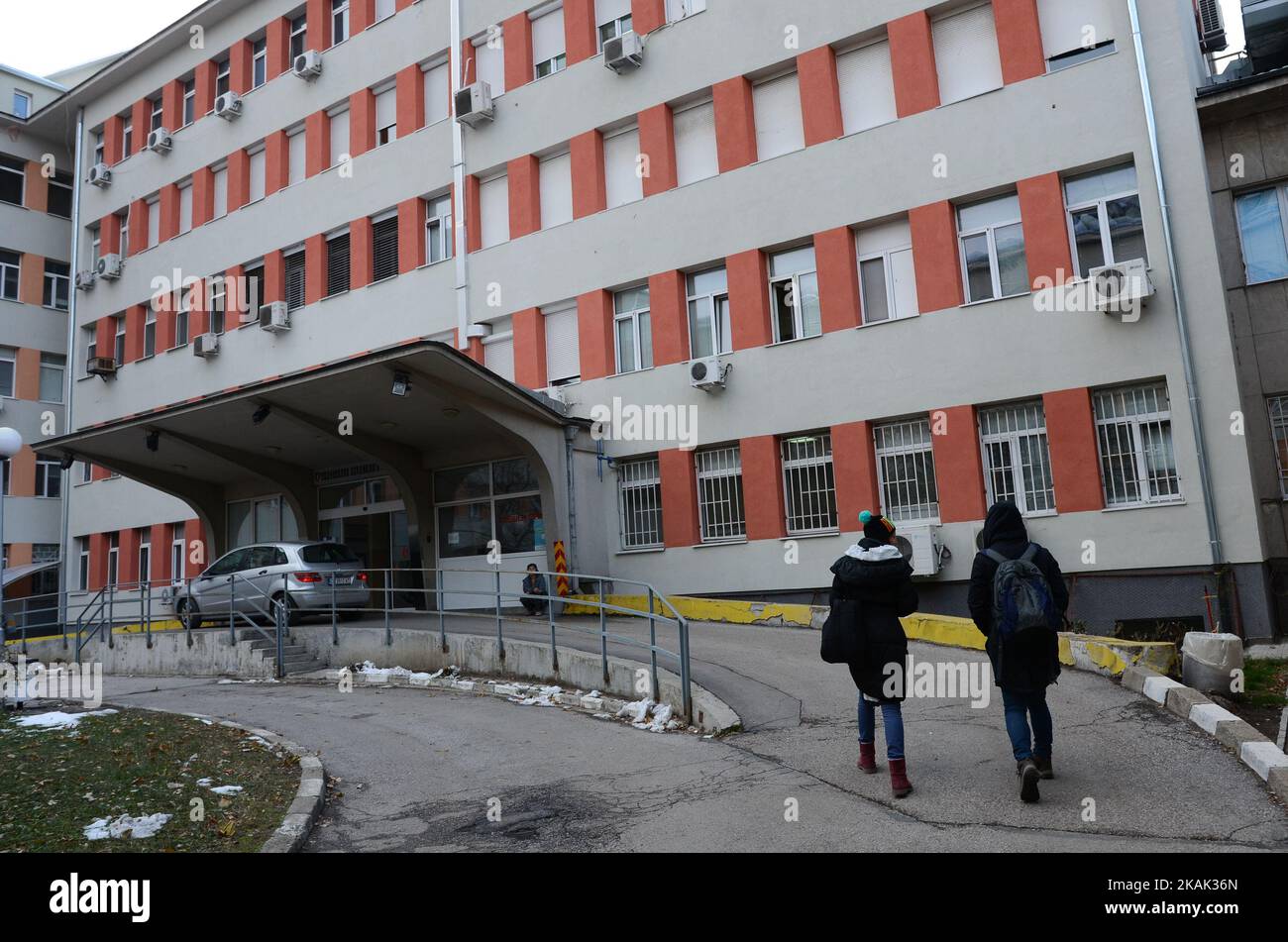 Kids hospital friends family hi-res stock photography and images - Alamy