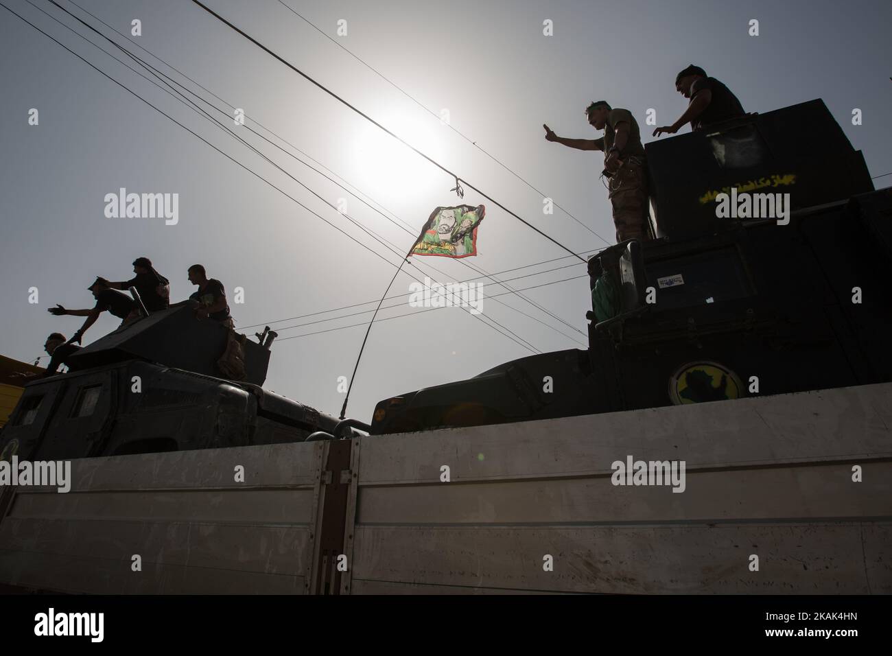 Isis flag city hi-res stock photography and images - Alamy