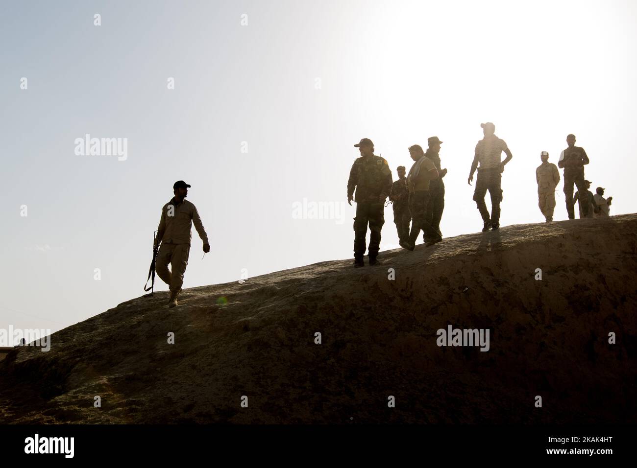 Shia militia hi-res stock photography and images - Alamy