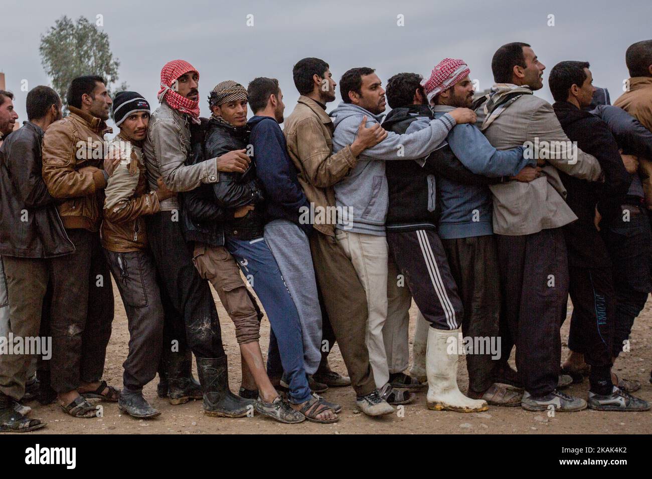 Queue armée hi-res stock photography and images - Alamy