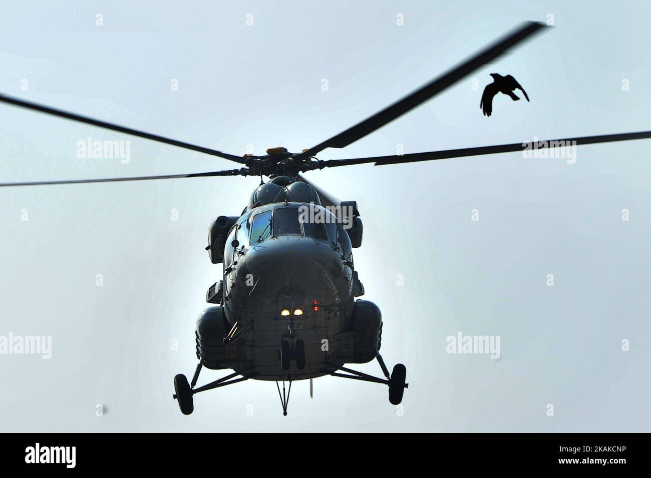 Indian army helicopter hi-res stock photography and images - Alamy