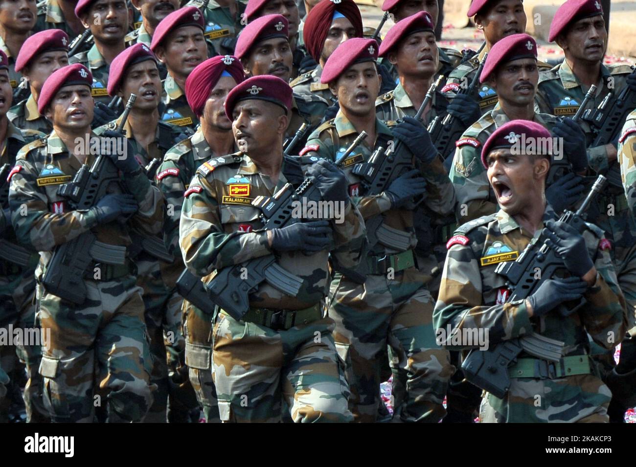 Indian army parachute regiment hi-res stock photography and images - Alamy