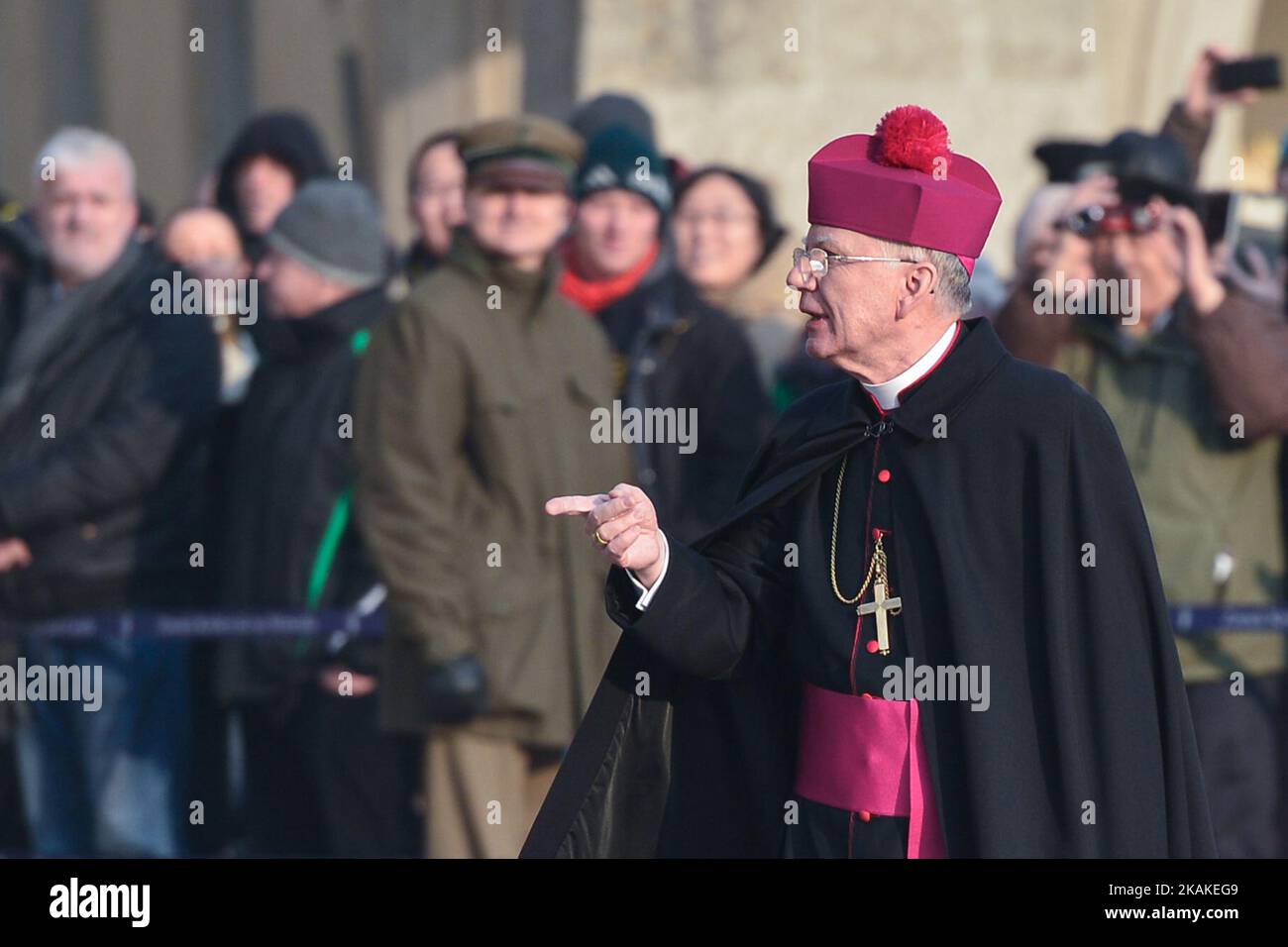 Official installation ceremony hi-res stock photography and images - Alamy