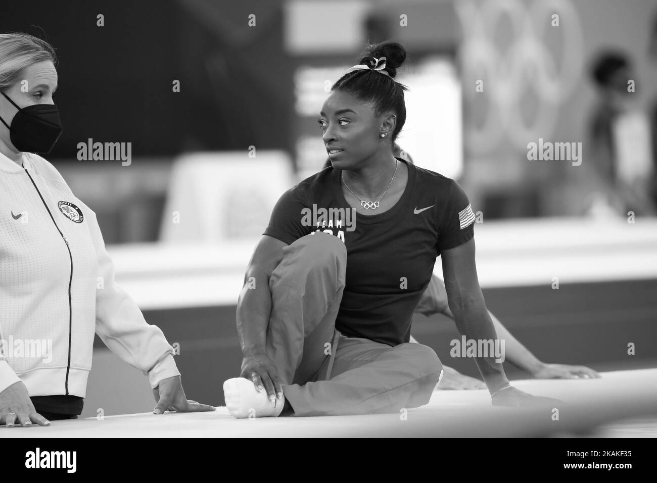 Japan gymnastics Black and White Stock Photos & Images - Alamy