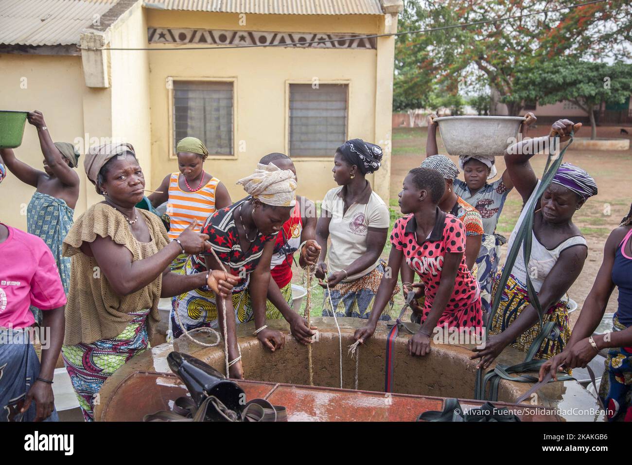 The arrival of drinking water in the region of SinendÃ© in Benin ...