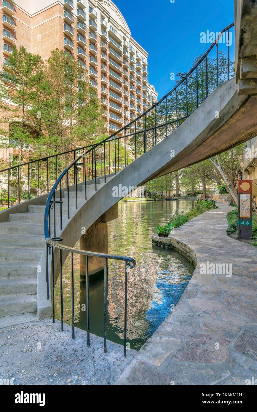 Pathway and stairs leading up to the bridge over the River Walk in San ...