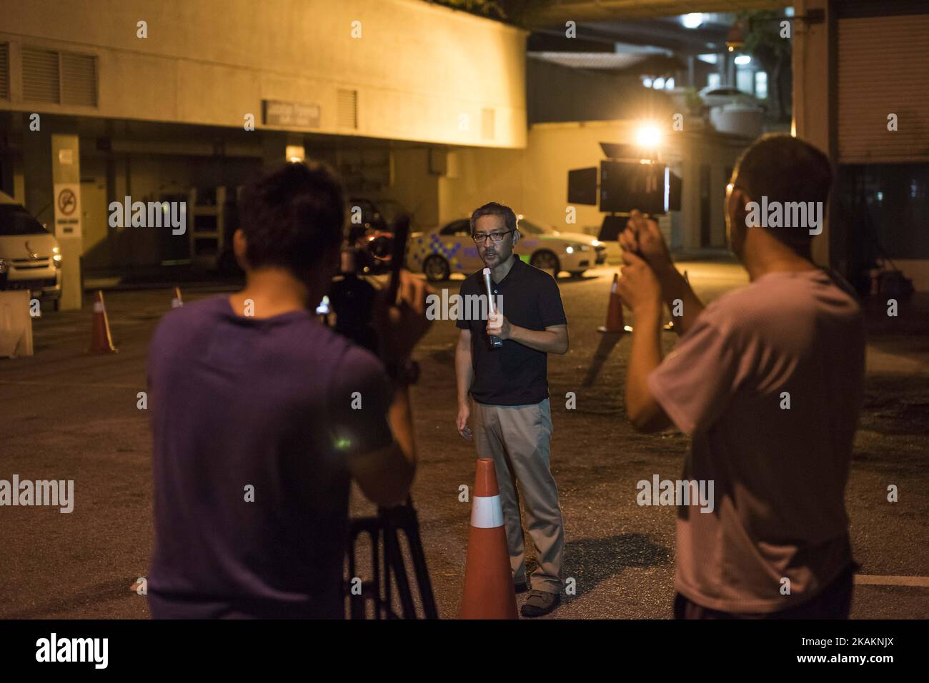 Japanese tv reporter hi-res stock photography and images - Alamy