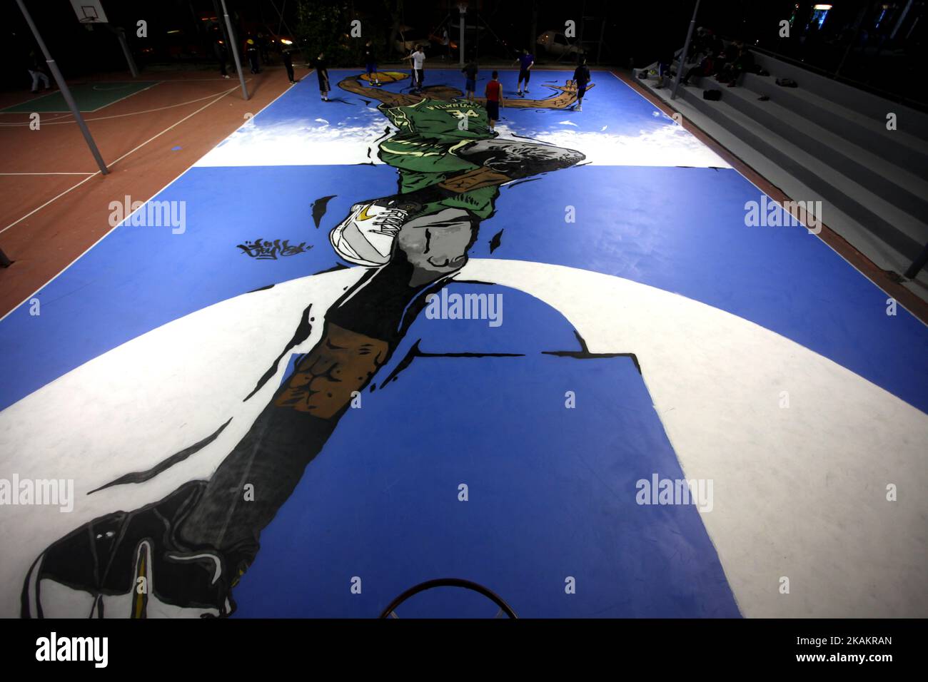 Nike dunk street hi-res stock photography and images - Alamy