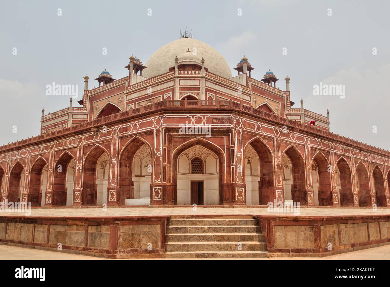Tomb of the Mughal Emperor Humayun in New Delhi, Delhi, India. Humayun ...