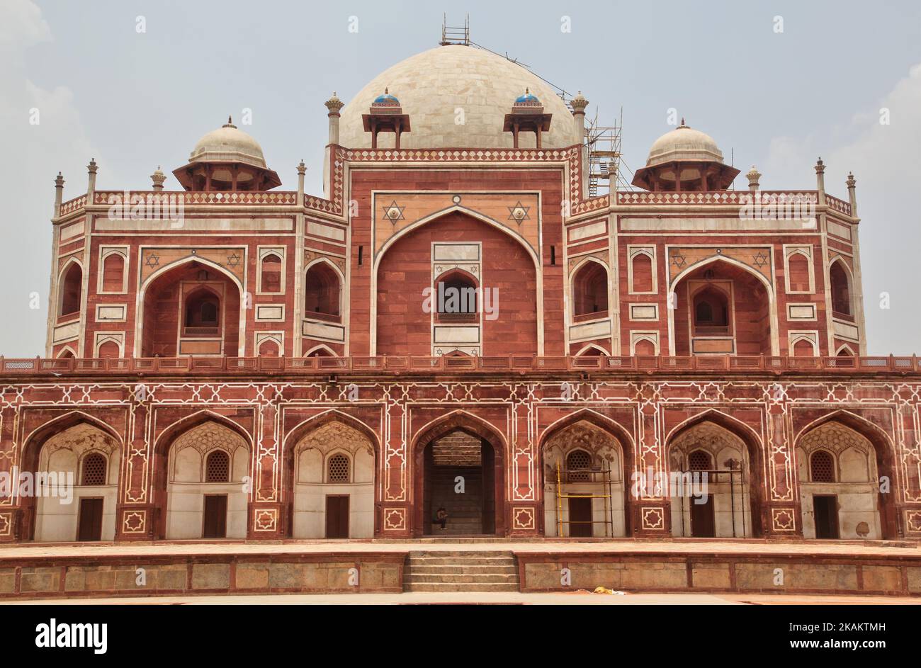 Tomb of the Mughal Emperor Humayun in New Delhi, Delhi, India. Humayun ...