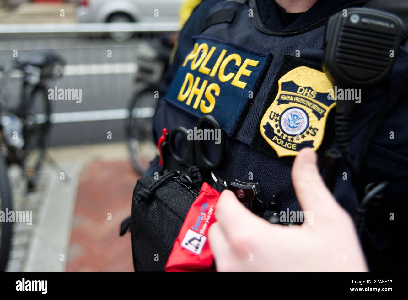 Law enforcement officers dhs hi-res stock photography and images - Alamy