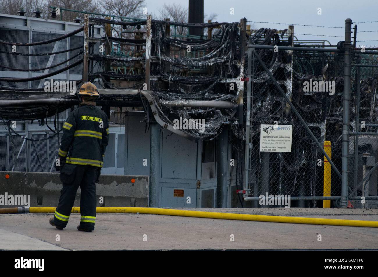 Burnt wires hi-res stock photography and images - Alamy