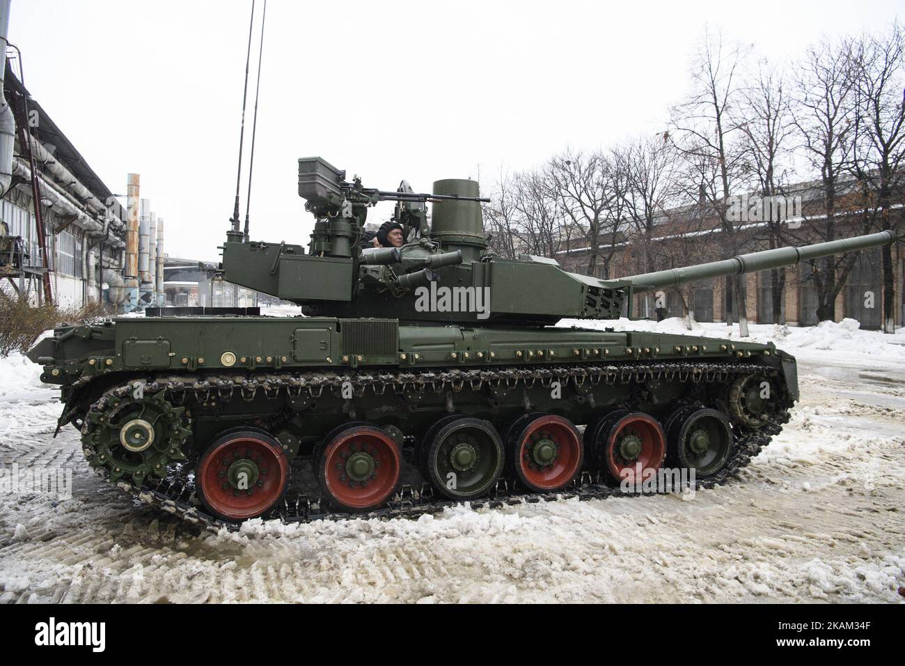 Oplot tank hi-res stock photography and images - Alamy