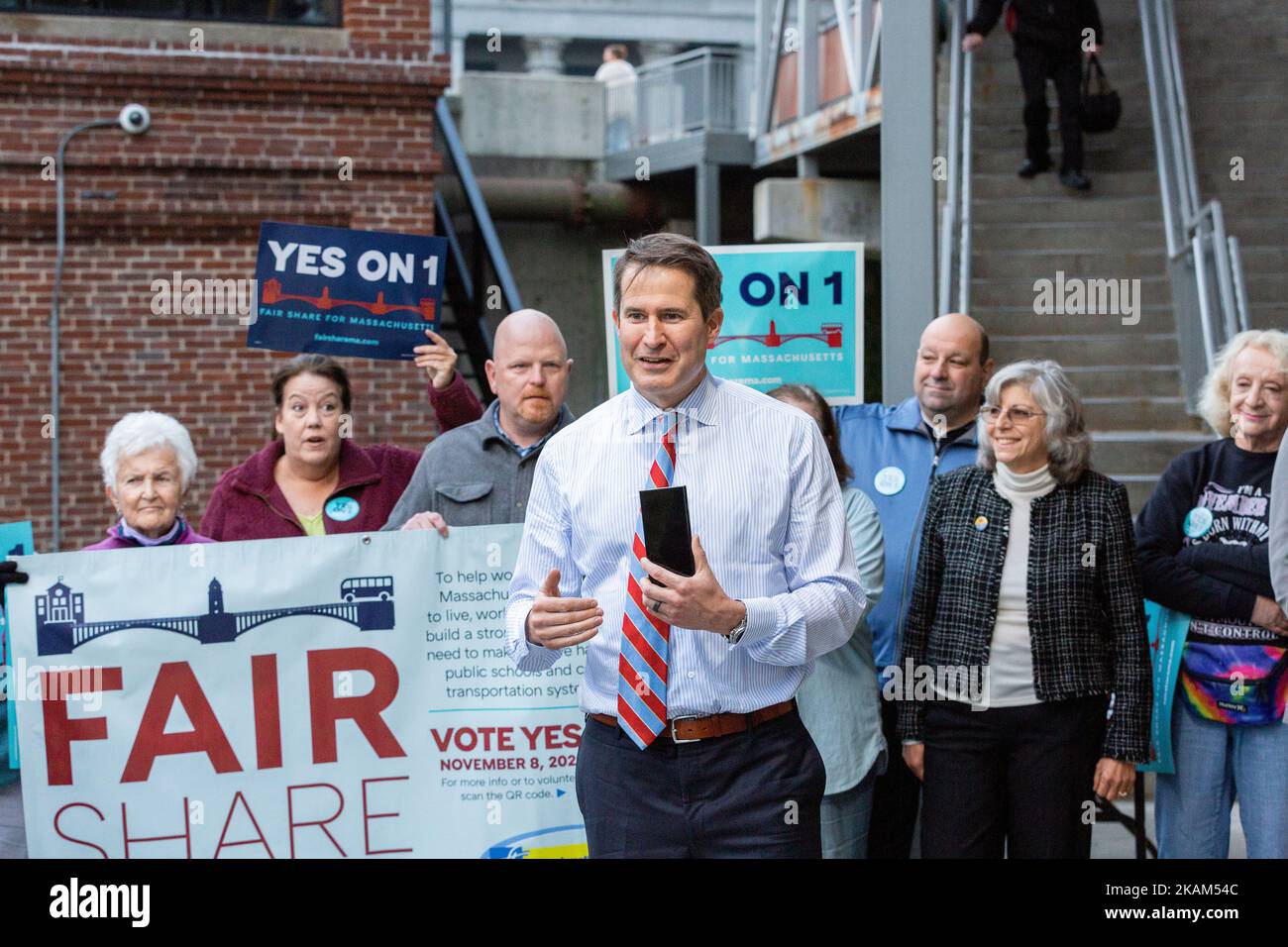Ma intermodal transportation terminal hi-res stock photography and ...