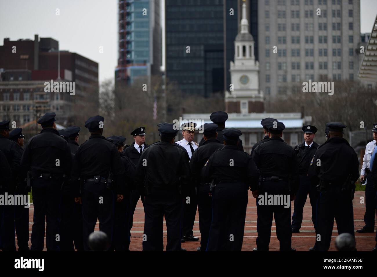 Police officers roll call usa hi-res stock photography and images - Alamy
