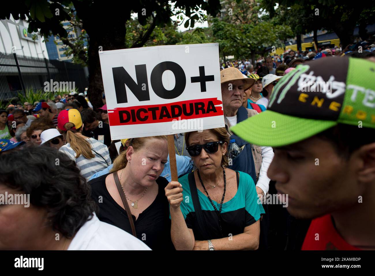 Please no parties hi-res stock photography and images - Alamy