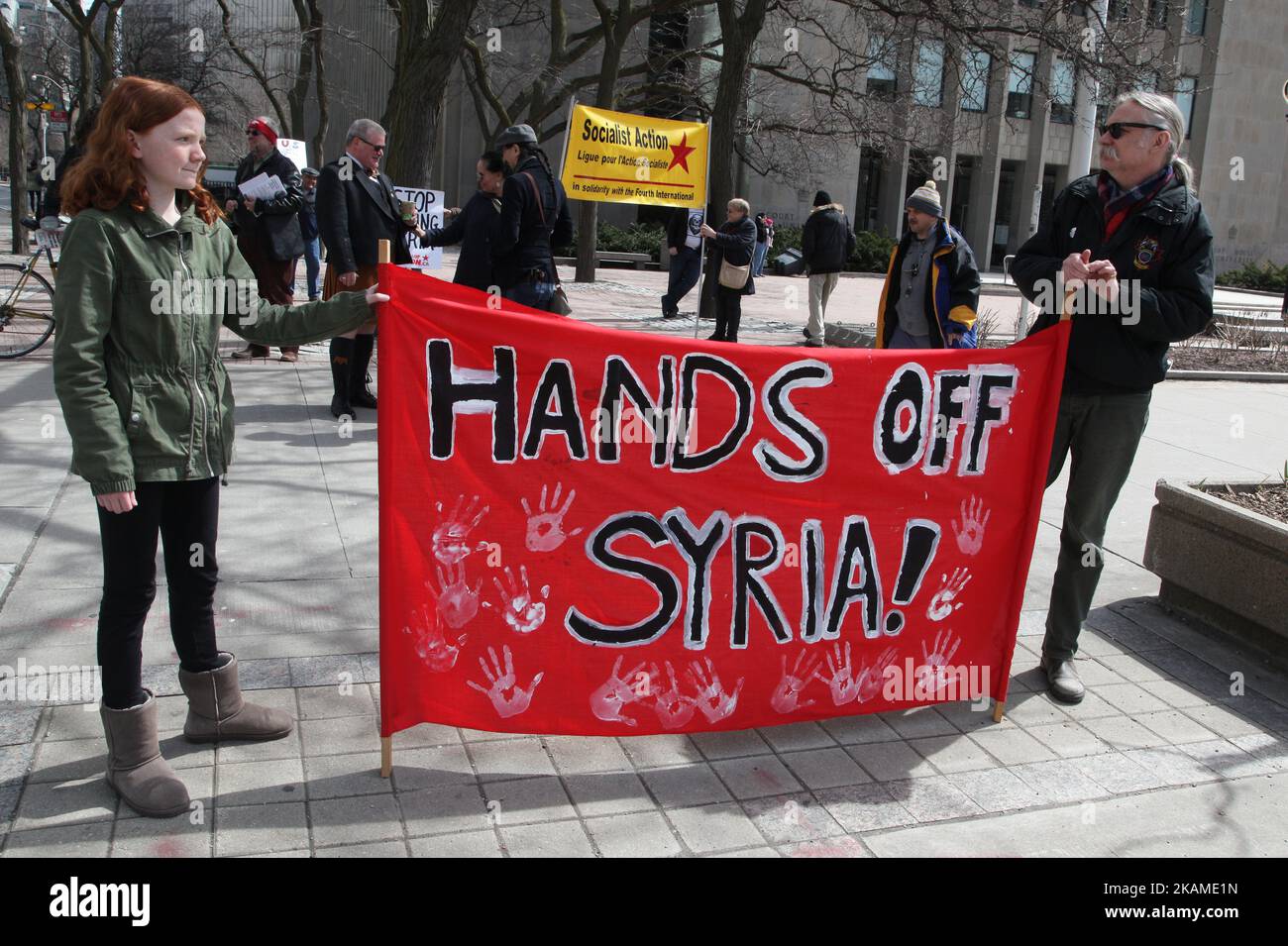 Human protest hold hands hi-res stock photography and images - Alamy