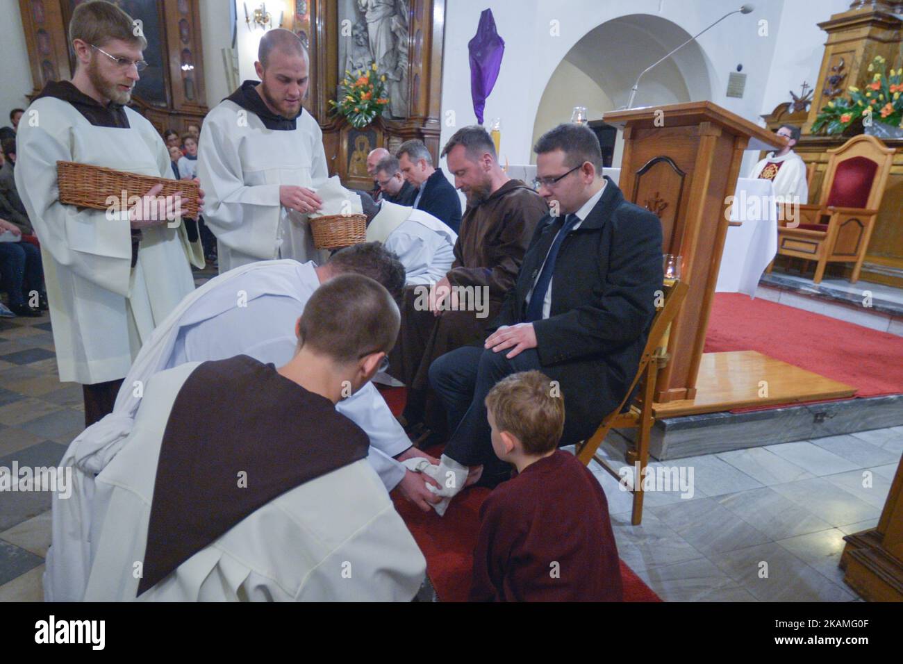 Walking hand in hand jesus hi-res stock photography and images - Alamy