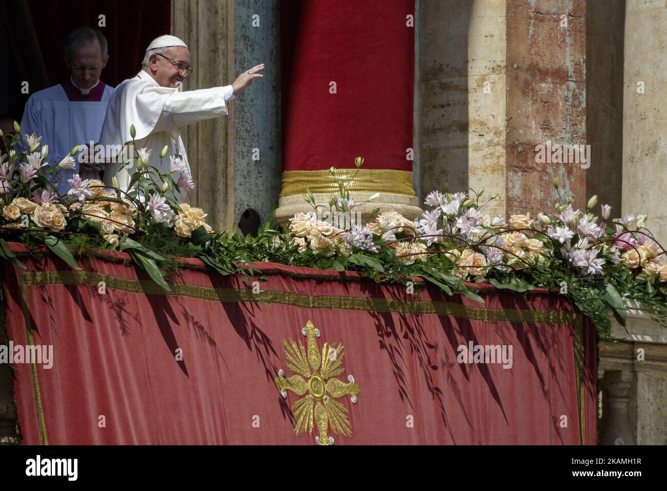 Pope Francis leads the Easter Sunday Mass in St. Peter's Square in ...