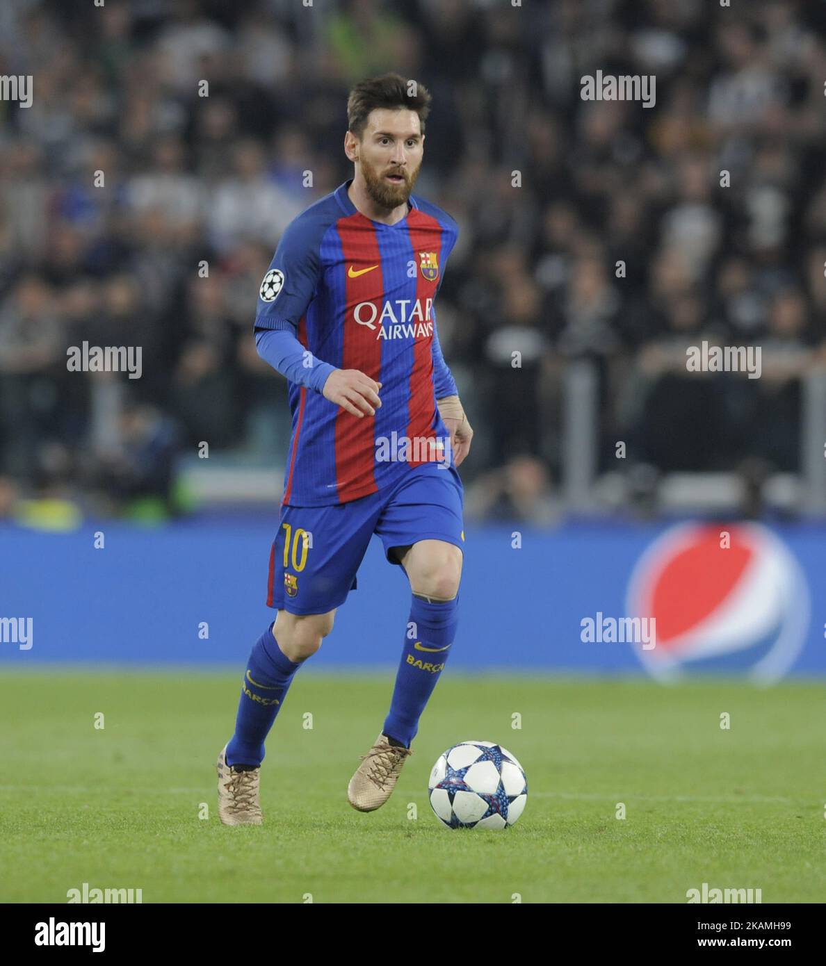 Quarti di finale di uefa champions league hi-res stock photography and ...