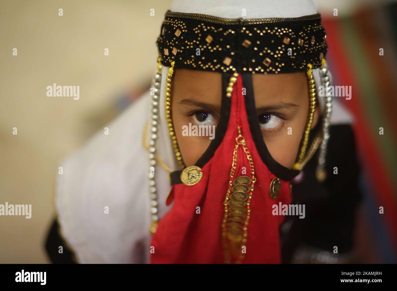 Bedouin girls wears traditional dress during Folklore Exhibition in ...