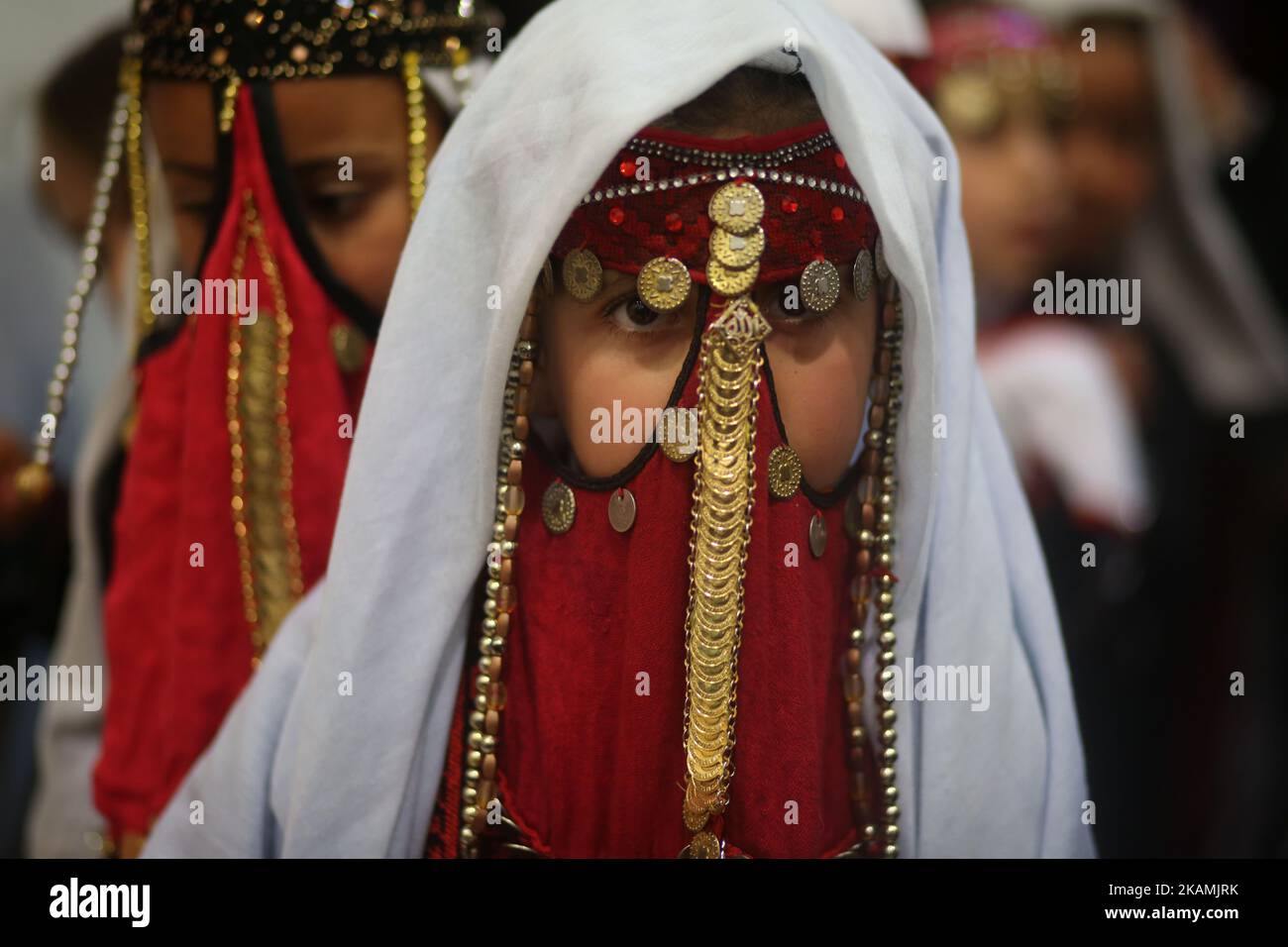 Bedouin girls wears traditional dress during Folklore Exhibition in ...