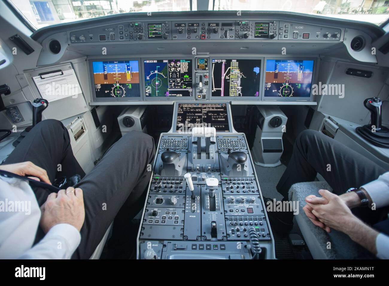 Abu dhabi airport control tower hi-res stock photography and images - Alamy