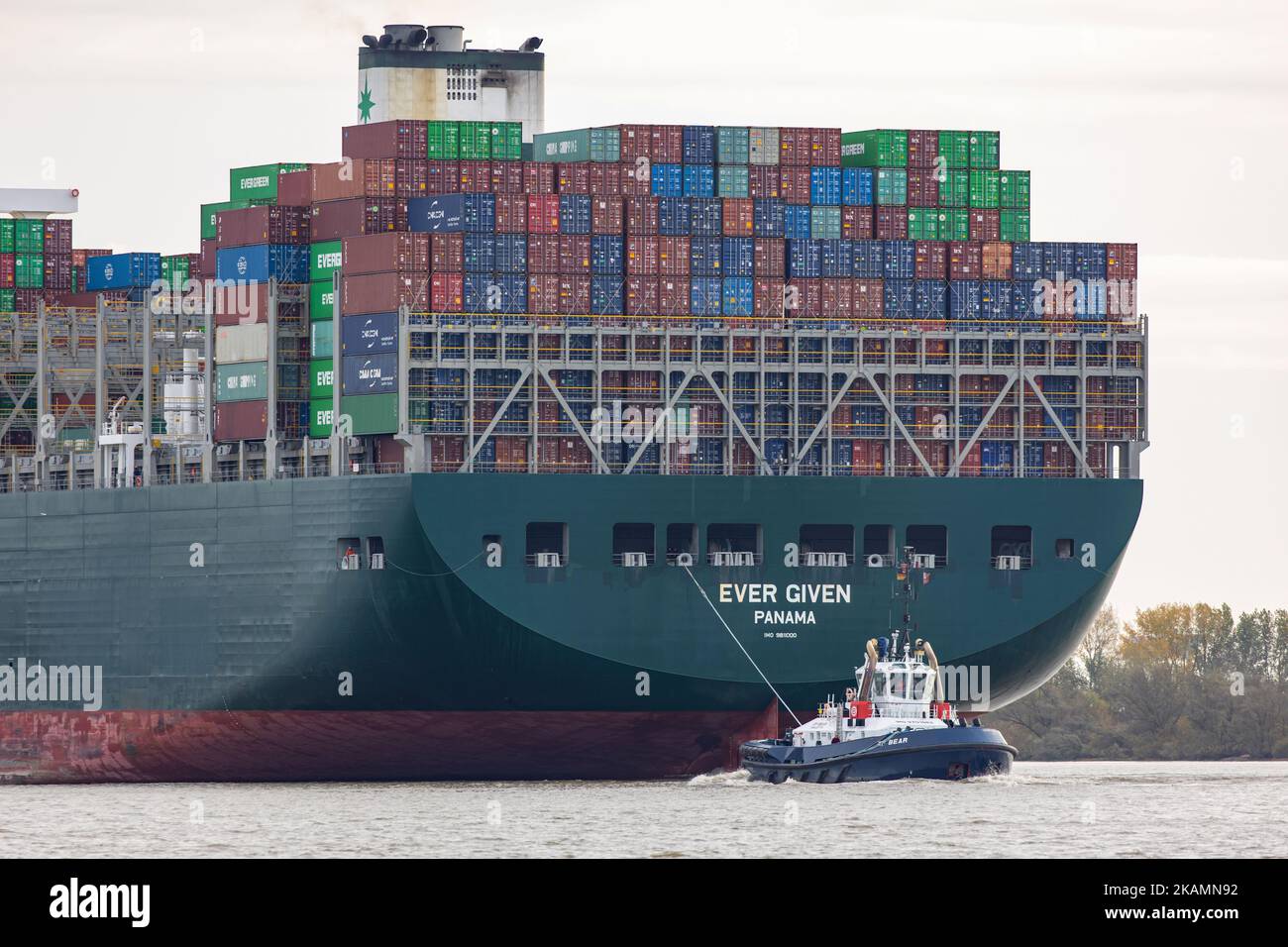 Harbor blocked hi-res stock photography and images - Alamy