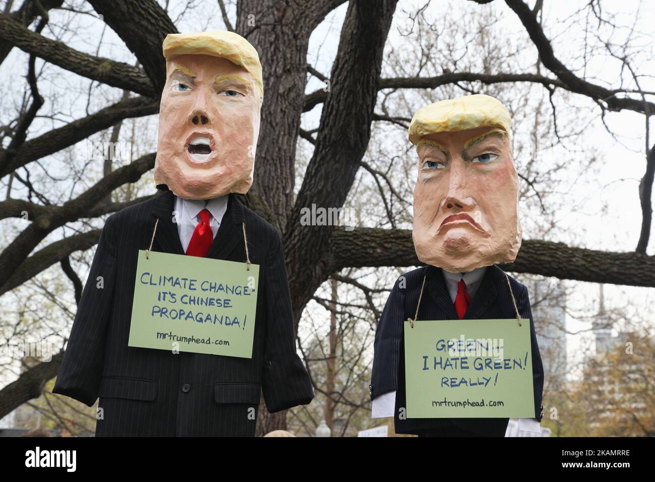 Donald trump's 100th day protest hi-res stock photography and images ...