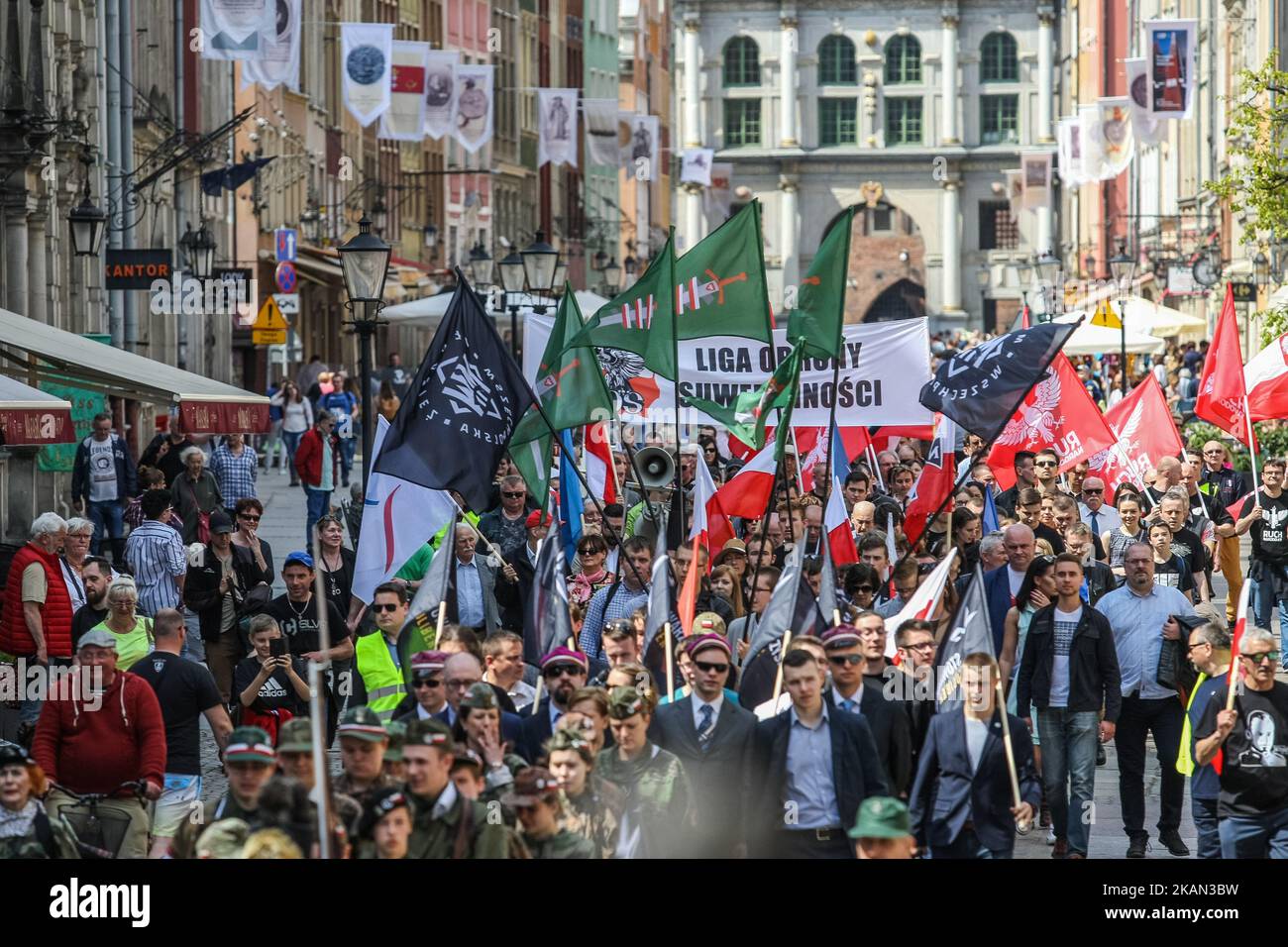 Resistance group hi-res stock photography and images - Alamy