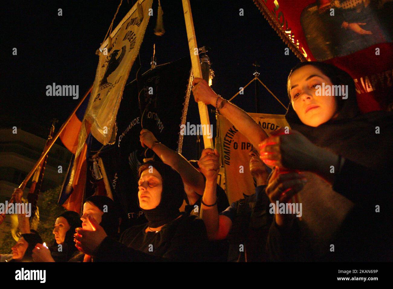 The Pontic Greeks march to the Turkish Embassy, carrying their ...