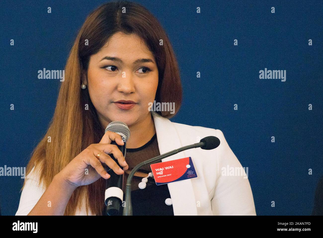 Wai wai nu hi-res stock photography and images - Alamy