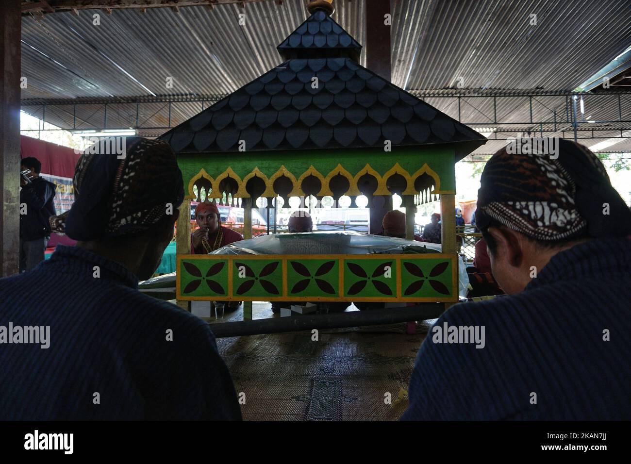 Javanese follows Nyadran ritual at Sewu Cemetery, Yogyakarta, Indonesia ...