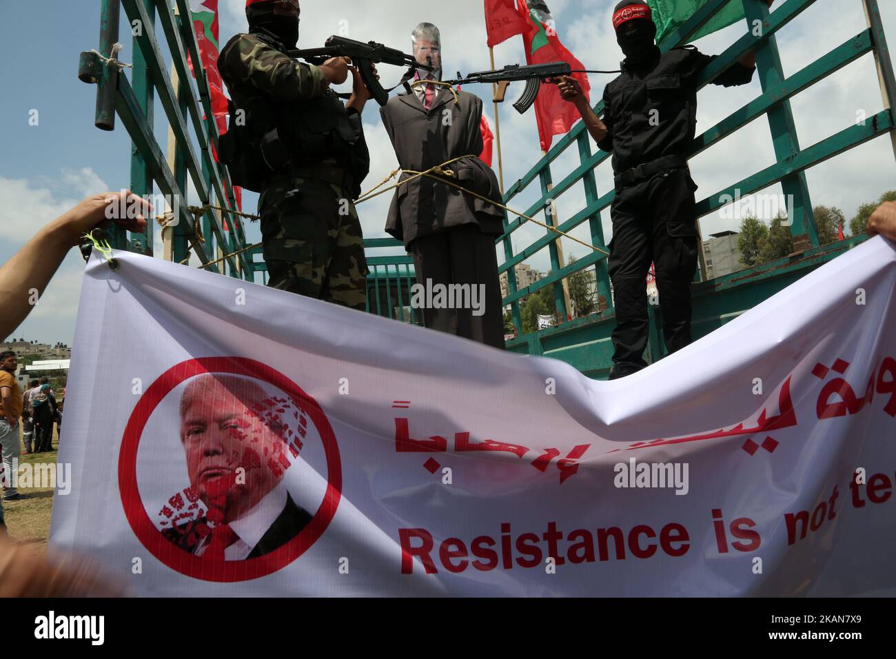 Pflp hi-res stock photography and images - Alamy