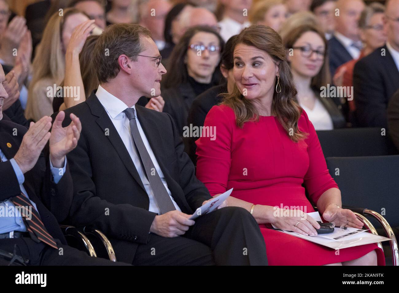 Berlin's Mayor Michael Mueller (R) and award winning Melinda Gates (L ...