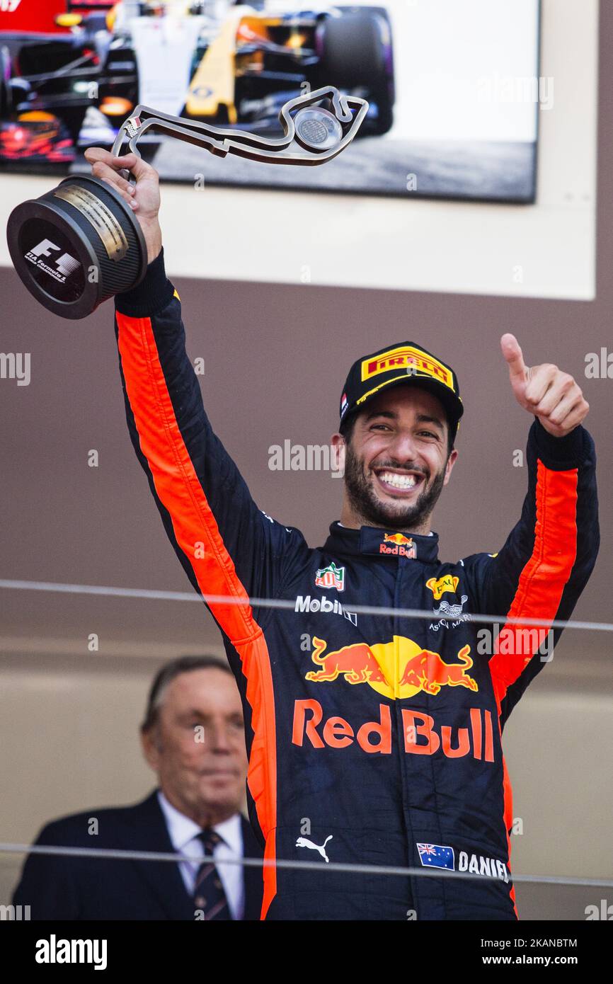 03 RICCIARDO Daniel from Australia of Red Bull Tag Heuer RB13 ...