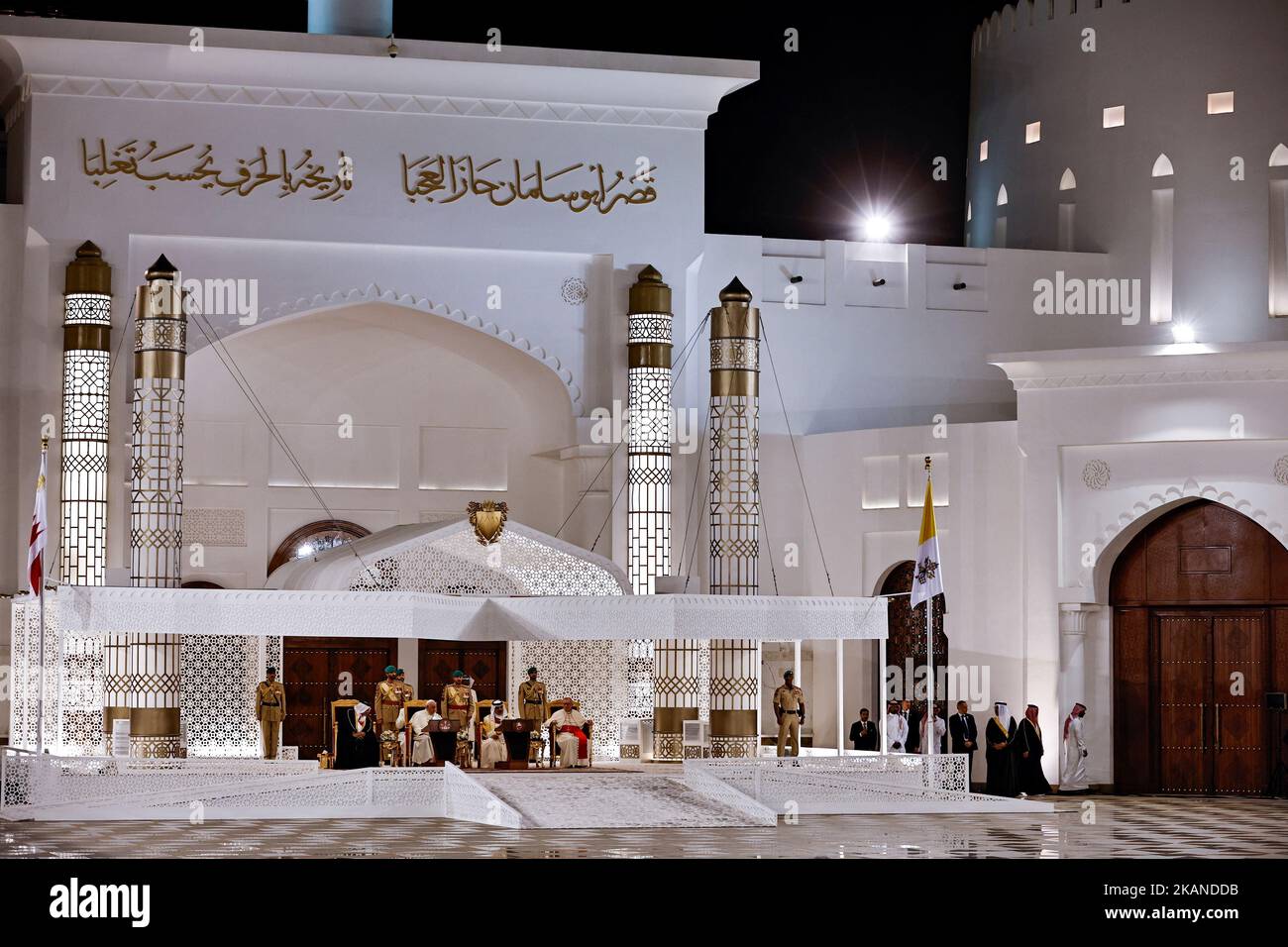 Bahrains crown prince salman bin hamad bin isa al khalifa hi-res stock ...