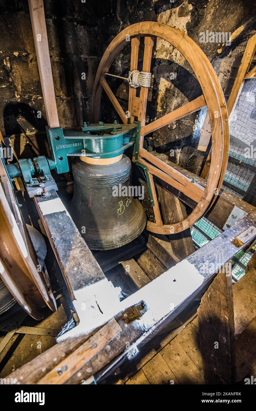 St marys long preston bell hi-res stock photography and images - Alamy