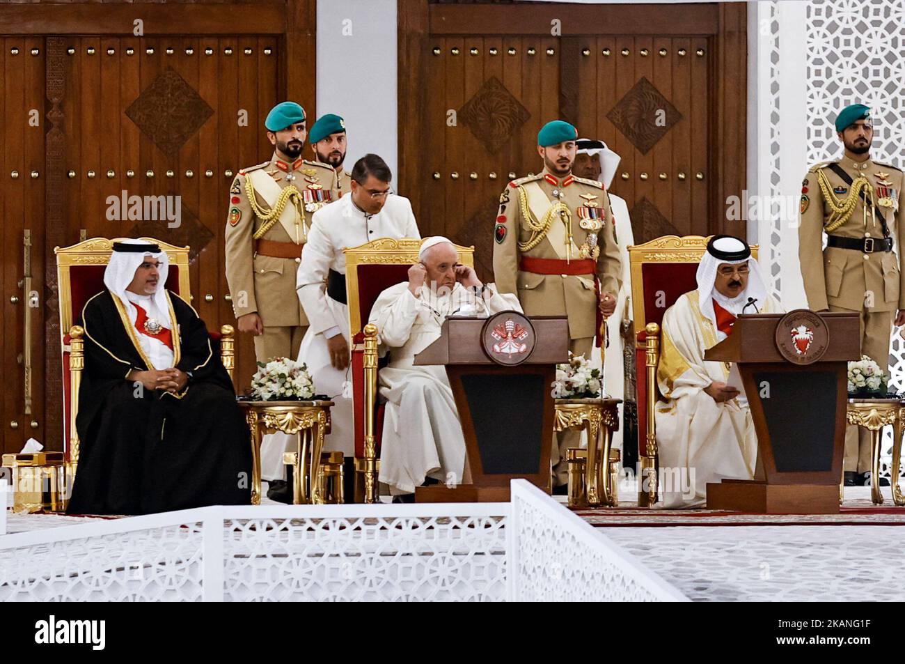 Bahrains crown prince salman bin hamad bin isa al khalifa hi-res stock ...
