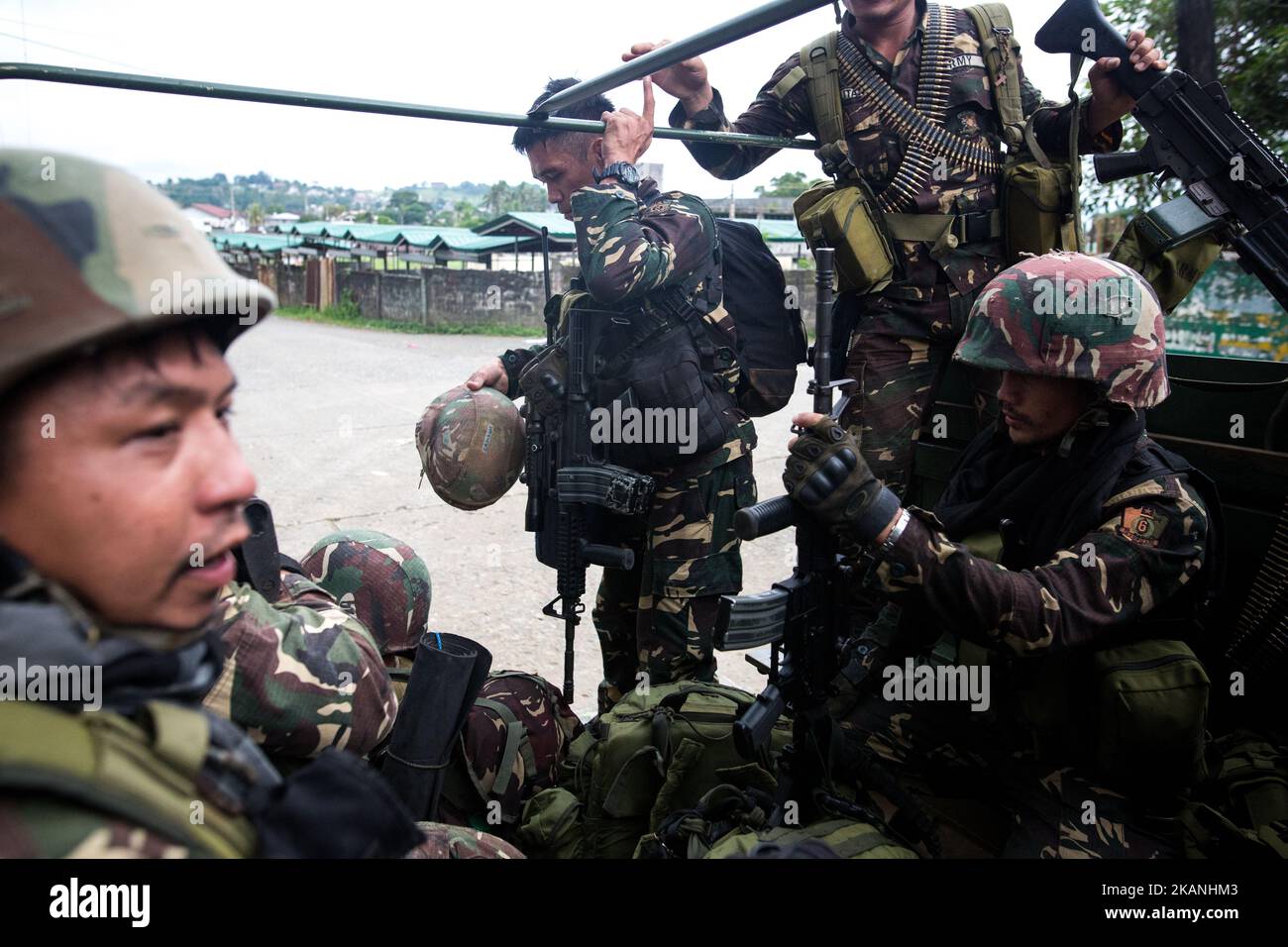 Heavy fight hi-res stock photography and images - Alamy