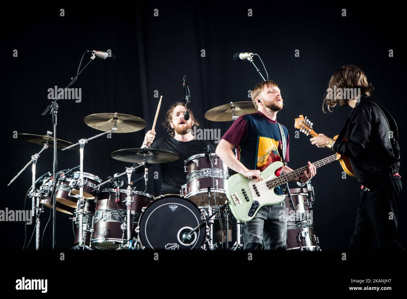 Imagine dragons on stage hi-res stock photography and images - Alamy