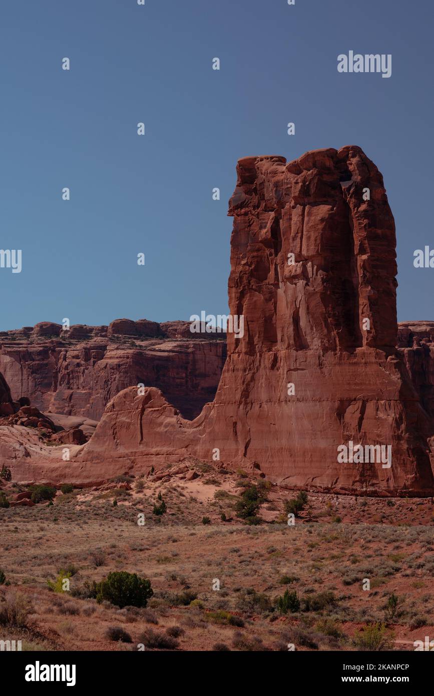 A vertical of the Sheep Rock in Utah Stock Photo - Alamy